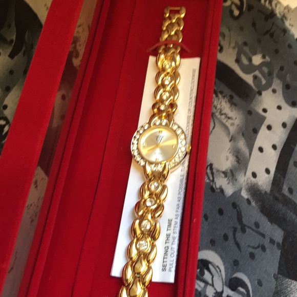 Elizabeth Arden | Accessories | Elizabeth Arden Gold Rhinestone Watch ...